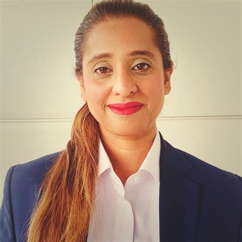 memoona khalid educational program assisstant hrce linkedin