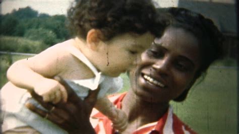 Assa Un Poisson Dans Un Bocal Special Touch Studios