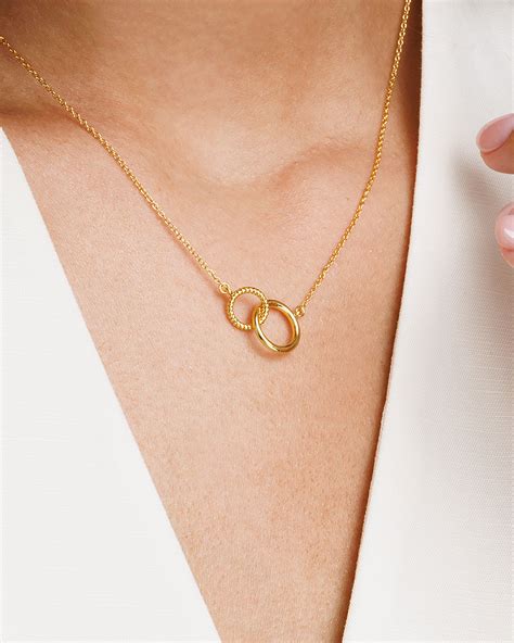 Interlocking Circles Necklace Monday Monarch