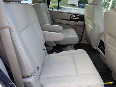 Medium Light Stone Interior 2017 Lincoln Navigator Select 4x4 Photo