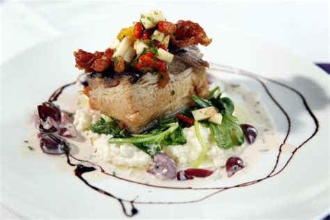 Video ΣΕΞ ΣΩΟΥ ΣΕ ΕΚΘΕΣΙΑΚΟ ΚΕΝΤΡΟ ΣΤΗΝ ΚΥΠΡΟ ΓΙΝΕΤΑΙ ΔΙΑΣΗΜΟ ΑΝΑ ΤΟΝ ΚΟΣΜΟ ΟΙ ΦΑΤΣΕΣ ΠΟΥ