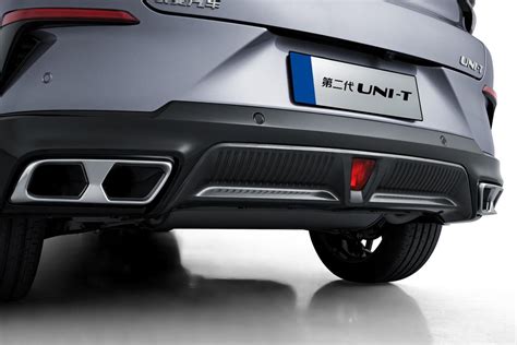 【长安uni T第二代 运动版 1 5t 旗舰型图片 汽车图片大全】 易车