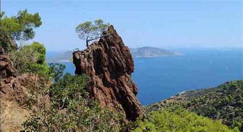 Πεζοπορία Μέθανα ηφαίστειο