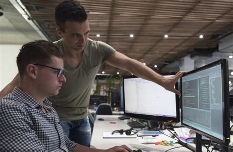 how to choose software developers for your business the iso zone