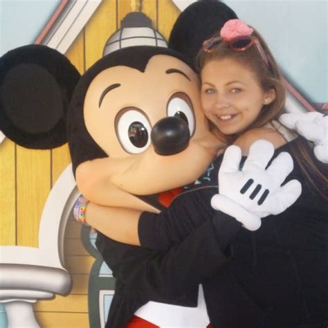 Ellie Bartle Youtube