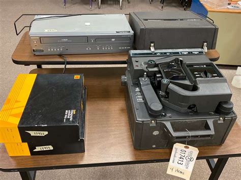 Mm Bell Howell Projector Magnavox Vcr Dvd Player