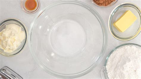 초콜릿 버터 크림 착빙 준비 과정 식탁에 닫은 재료 최고 전망 0명에 대한 스톡 사진 및 기타 이미지 0명 개체 그룹 거품 내기 Istock