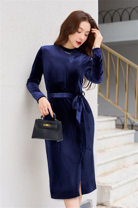 Mẫu đầm body dự tiệc cưới sang trọng cho nàng tỏa sáng như nữ thần