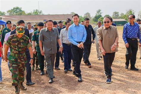 ក ម្រឃើញ មេធំអគ្គិសនីកម្ពុជា អញ្ជើញអ្នកឧកញ៉ាថៅកែក្រុមហ៊ុន៣រូប លេងល្បែងទាញព្រ័ត្រ