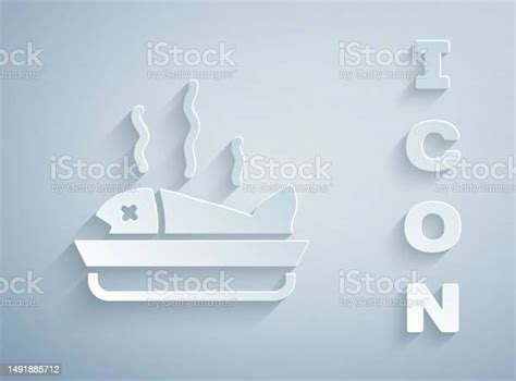 종이 컷 회색 배경에 고립 된 접시 아이콘에 생선을 제공 종이 아트 스타일 벡터 3차원 형태에 대한 스톡 벡터 아트 및 기타 이미지 3차원 형태 건강한 생활방식