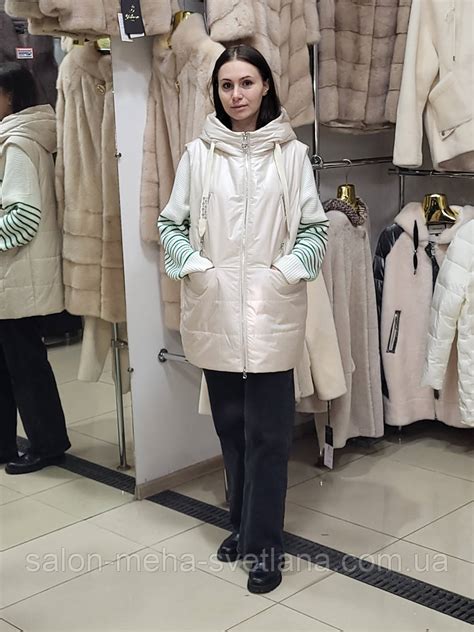 Жилет на Синтепоне с Капюшоном 44р 48р 50р 52р 54р — Купить Недорого на Bigl Ua 1756163065