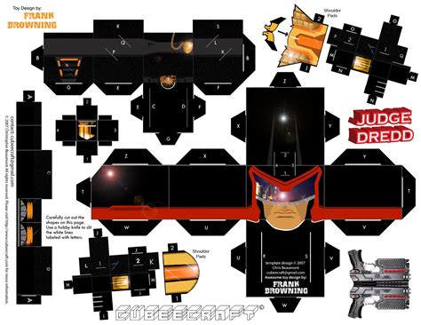 Espacio Raro Paper Toys Juez Dredd