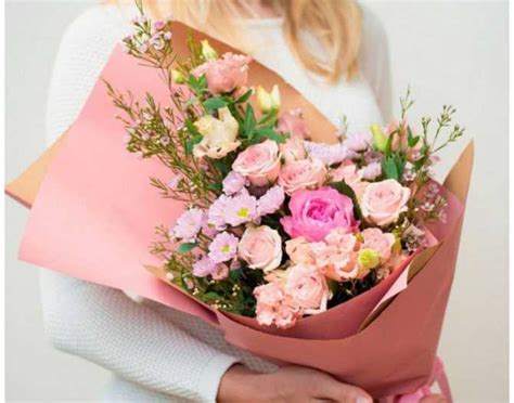Какие цветы подарить маме на день рождения - выбираем букет маме по ...