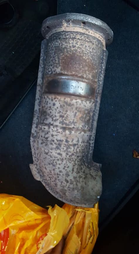 Изкупуване на автомобилни катализатори и Dpf филтри