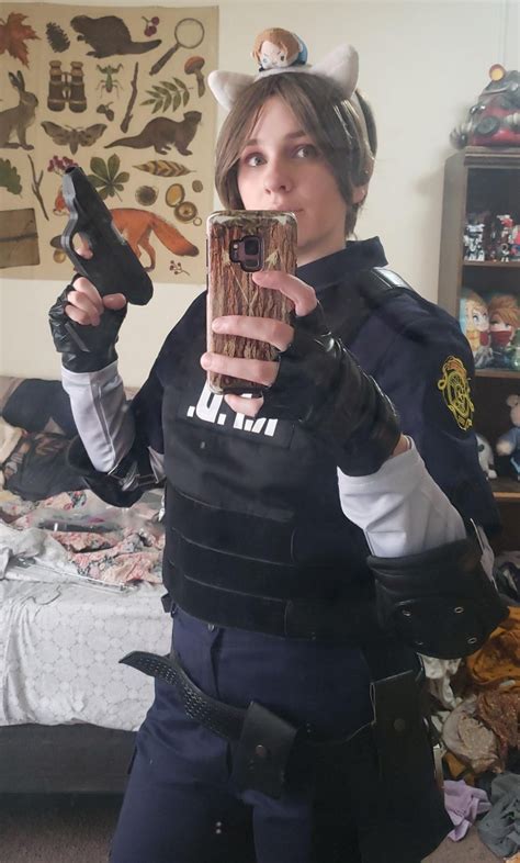 Leon S Kennedy Cosplay By Me Rresidentevil