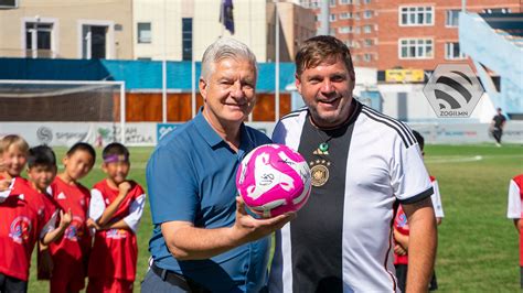 ХӨЛБӨМБӨГИЙН СУРГАЛТ ЗОХИОН БАЙГУУЛЛАА