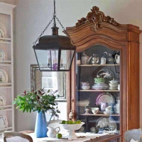 Caleb Sasser And Co Antiques Interiors