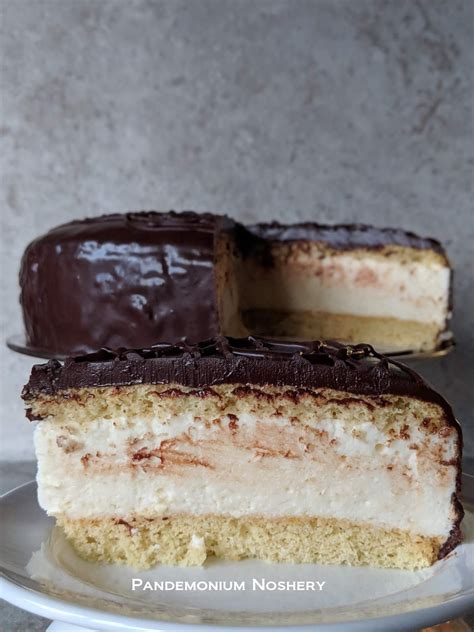 Ptichye Moloko Russian Birds Milk Cake