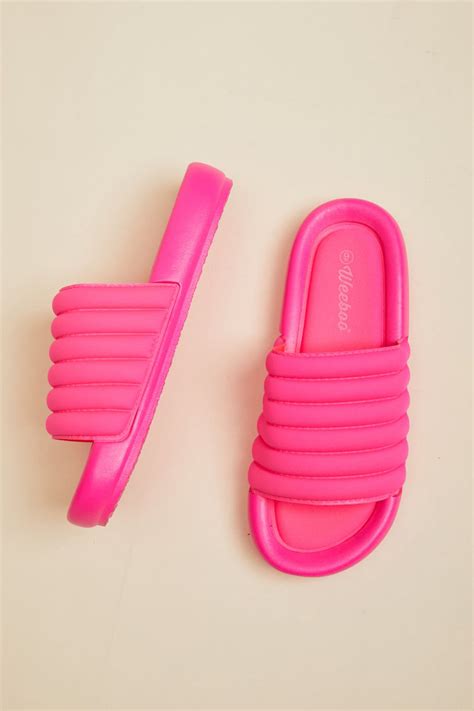 Takeoff Puff Slides Shopperboard