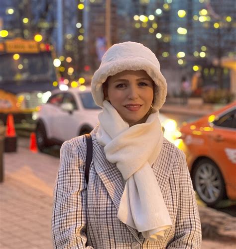 درباره من ضحی زندی