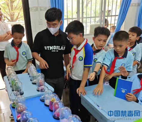 海南三亚禁毒宣传走进校园 中国禁毒网
