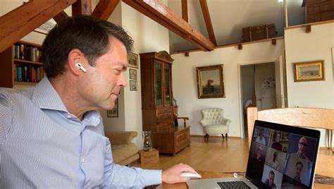 Michael Oberwegner Von Heidrick And Struggles Im Homeoffice Manager Magazin