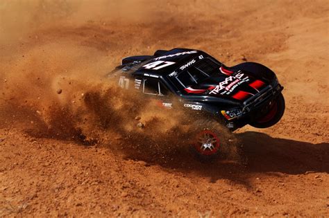 Traxxas 1 10 Slash 4WD Brushless SC RTR Traxxas 68086 4 TRA68086 4 Vortex Hobbies