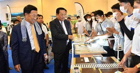 រដ្ឋាភិបាលទទួលស្គាល់ប្រព័ន្ធជាតិវាយតម្លៃការសិក្សាពីមុនពីចម្ងាយជាផ្លូវការហើយ Leading Real