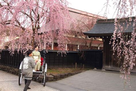 東北舞春櫻北上展勝地角館枝垂櫻白石川堤一目千本櫻真人公園銀山溫泉街採草莓松島遊船升等雙溫泉 4天 ezTravel易遊網