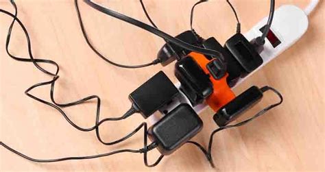How To Best Ways To Tidy Cables