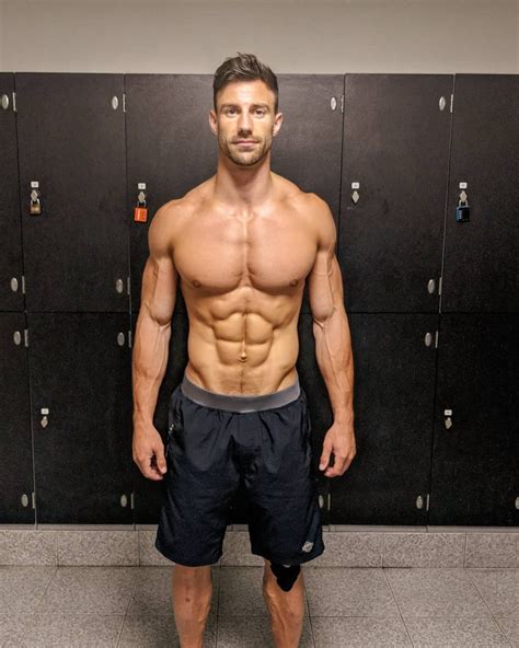 Flaunting In The Locker Room Page 44 Lpsg