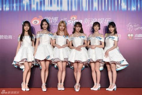 2016亞洲新歌榜紅毯群星閃耀亮相這些女星最美最性感 每日頭條