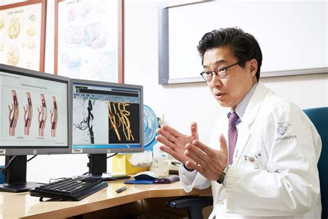 ‘경동맥협착증 모르고 있다가 뇌졸중 5년 새 2배 남성이 여성보다 1 6배 많고 50대부터 급증