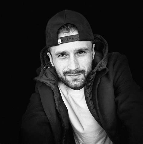 იყავი ყოველთვის კეთილი 💖 By ი ვაწაძე Facebook