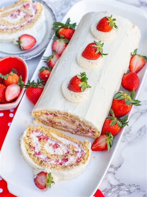 Strawberry Ice Cream Cake Roll