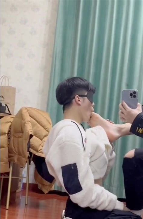 Asian Worshiping Nike White Socks