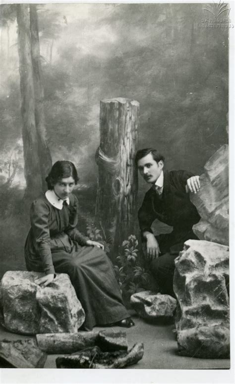 Iverieli გალაკტიონ ტაბიძე და ოლღა ოკუჯავა