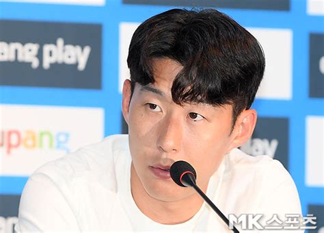 이제는 토트넘 10년 차어린 재능 바라보는 Son “기분이 좋지 않아 나이 먹는 거 같아서” Mk현장 Mk스포츠