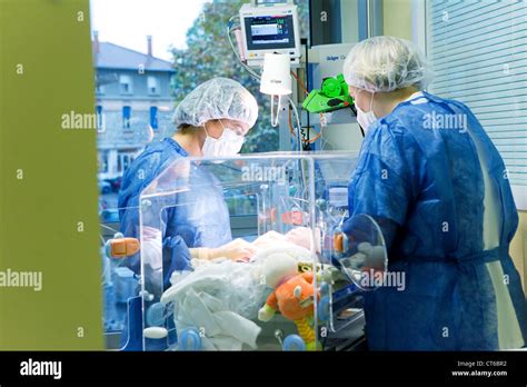 Neonatal Resuscitation Stock Photos Neonatal Resuscitation Stock Images Alamy