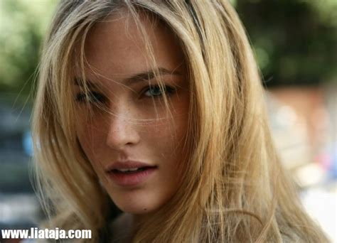 Kumpulan Foto Bule Cantik Alami Manis Mana Sama Cewe Lokal Liat Aja