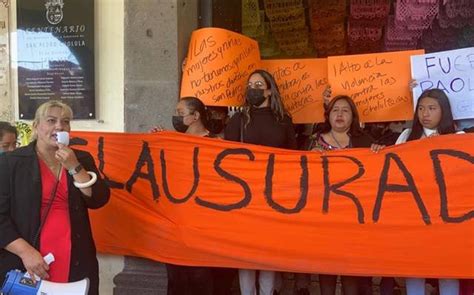 Mujeres Cholultecas Clausuran Simbólicamente La Alcaldía Criterio Diario