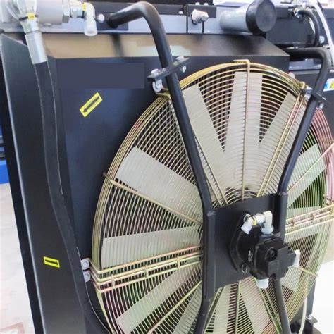 Counter Rotating Ventilation Fan For Forward And Reverse Suction