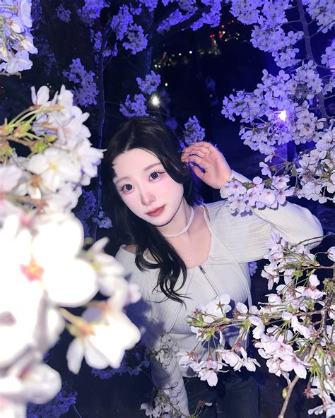 Sayumi🐰🕸 S Y M • Instagram Photos And Videos