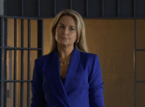 Eastenders Fans Hail Kim Medcalfs Dramatic Sam Mitchell Return Soaps Metro News