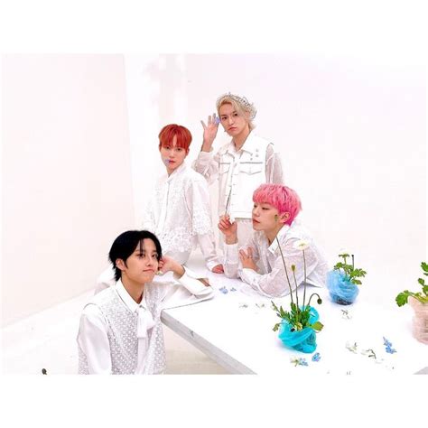 𝐄𝐥𝐚𝐬𝐭 𝐔 E Last Lab Coat Coat