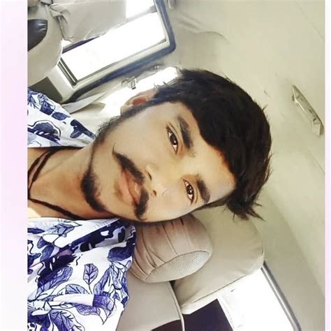 𝓑𝓾𝓷𝓭𝓮𝓵𝓪 𝓭𝓱𝓪𝓻𝓿𝓮☬༒꧂ Bundeladharveji • Threads Say More