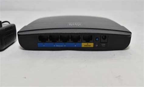 Linksys E1200 N300 Wi Fi Router Computers And Tech Parts And Accessories Networking On Carousell