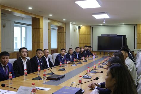 ХҮНД ҮЙЛДВЭРИЙН САЛБАРЫН МЭРГЭШСЭН ИНЖЕНЕРҮҮД ТАНГАРАГ ӨРГӨЛӨӨ Аж үйлдвэр эрдэс баялгийн яам