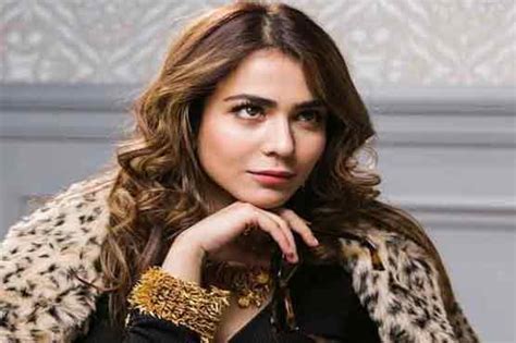 Roznama Dunya حمائمہ ملک بھی ویب سیریزہیرا منڈی کے سحر میں مبتلا