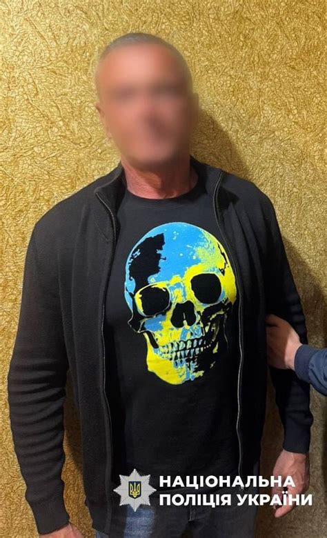 У Києві троє чоловіків налагодили схему ухилення від мобілізації поліція Києва фото Oboz Ua